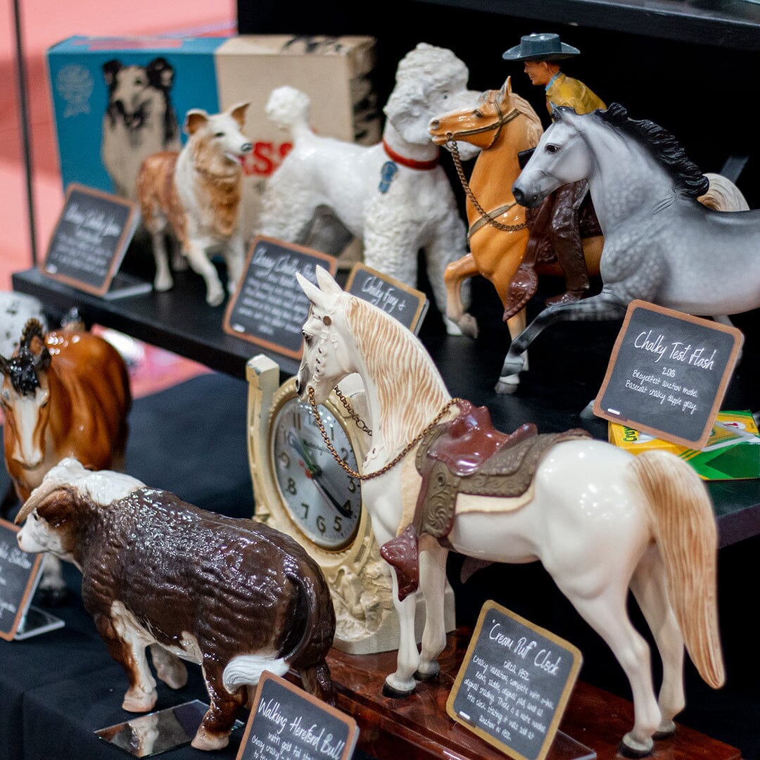 Collector's Classes: Showcasing Your Models — BreyerHorses.com