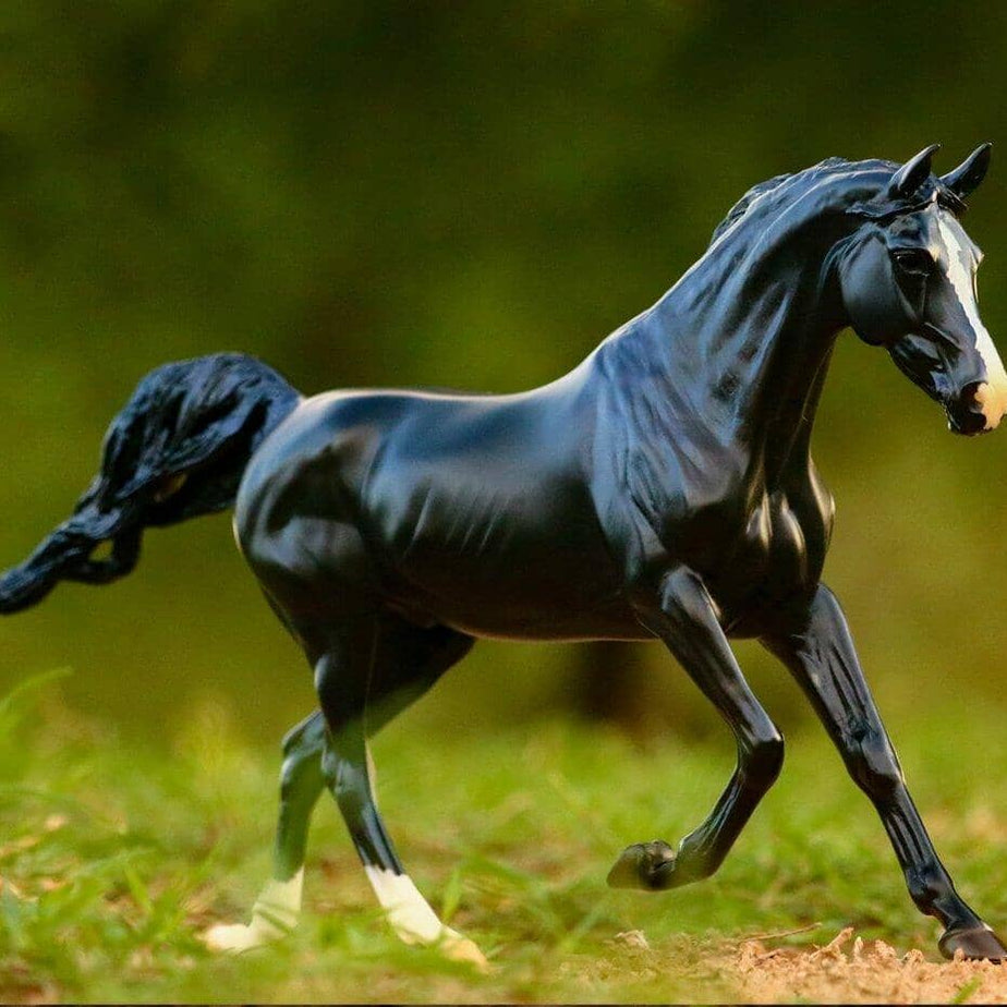 Retired Breyer Models — BreyerHorses.com
