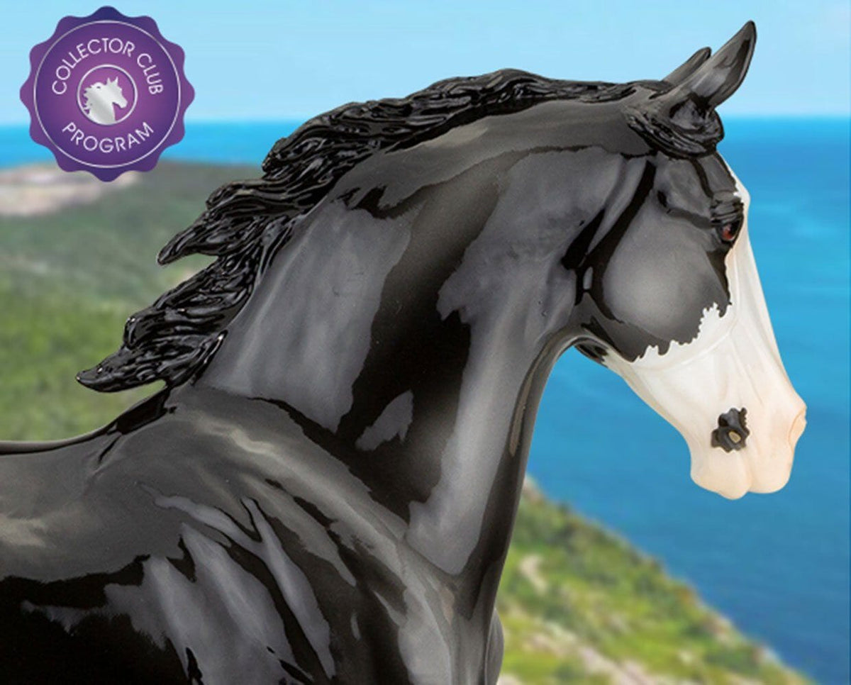 Puffin | 2021 Collector Club — BreyerHorses.com