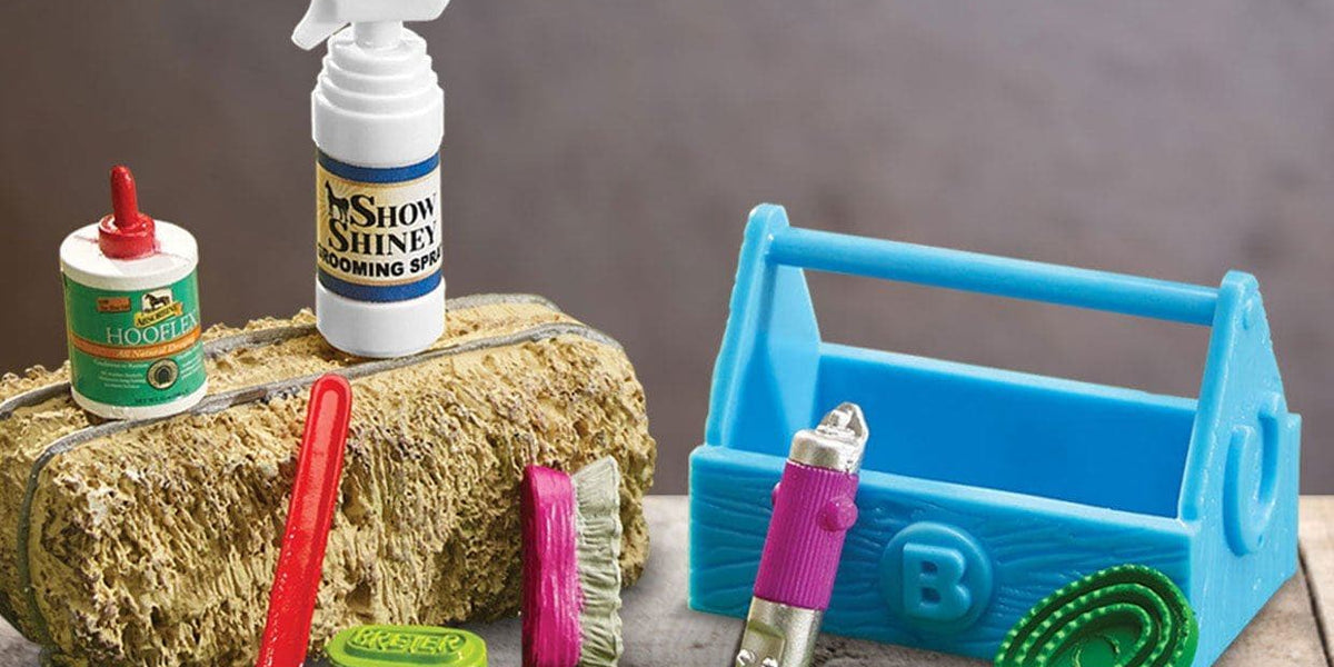 Grooming Kit — BreyerHorses.com